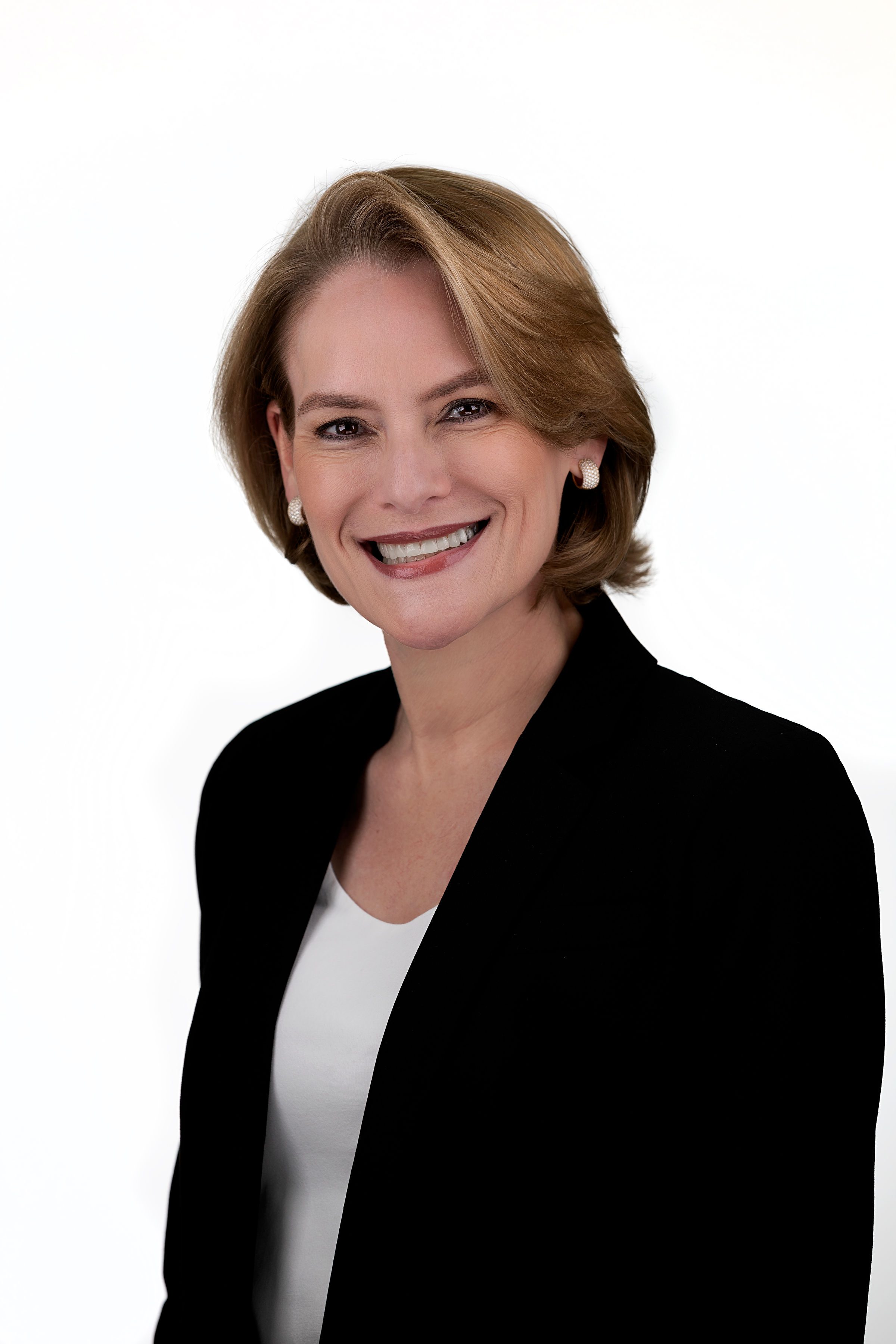 Andrea Hulbert - Arbitrator - Hulbert Volio Abogados