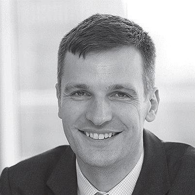 Simon Schooling - Counsel - Clyde & Co.