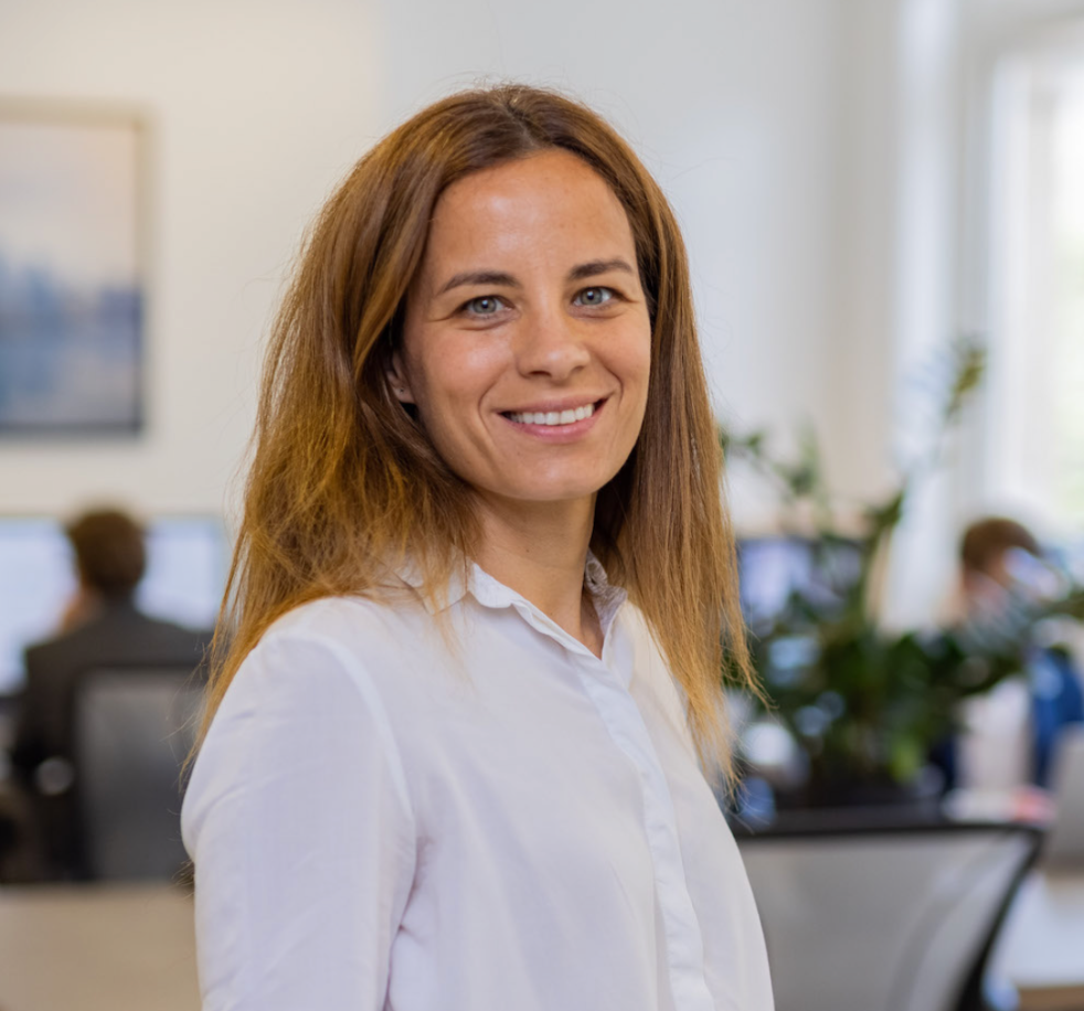 Dora Grunwald - Partner - Osborne Partners