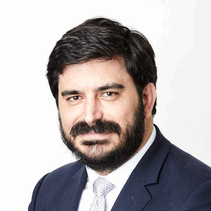 Gonzalo Díaz De Espada - Director - Accuracy