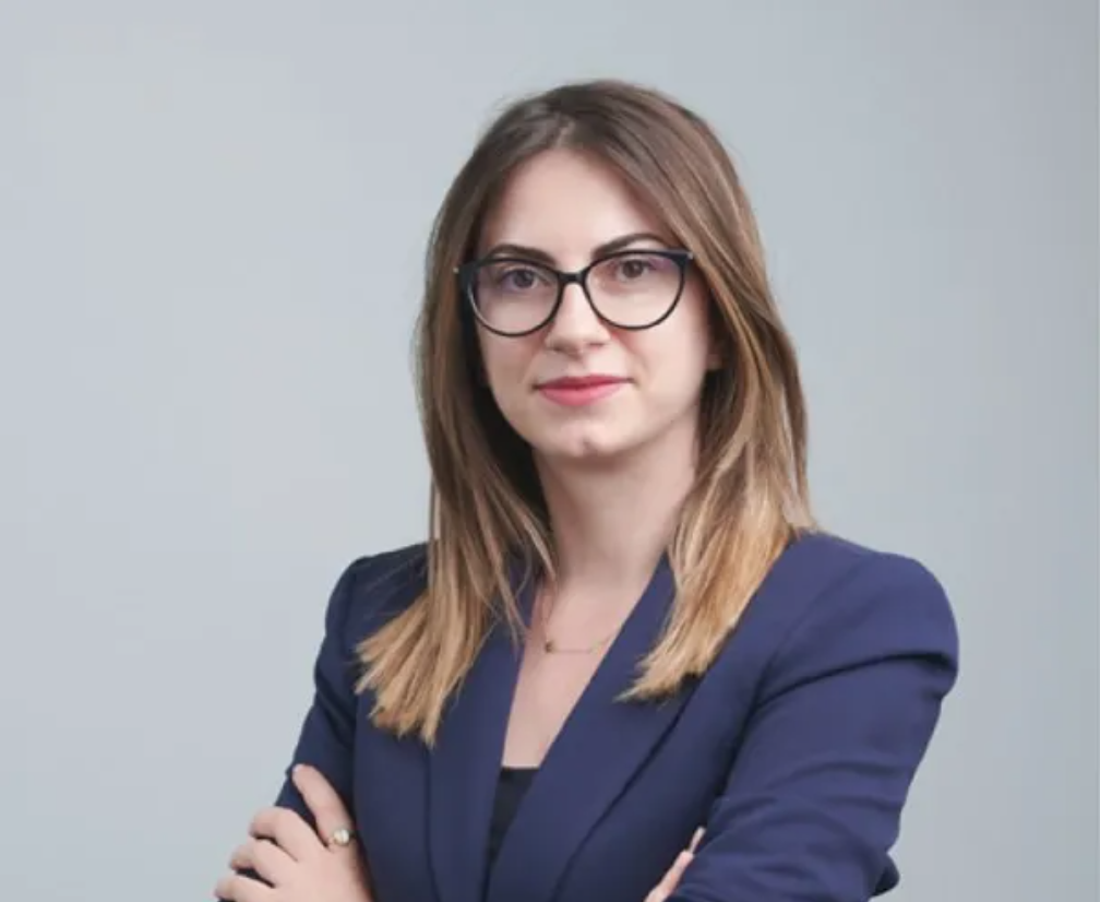 Eliza Seran - Associate - Medici Law
